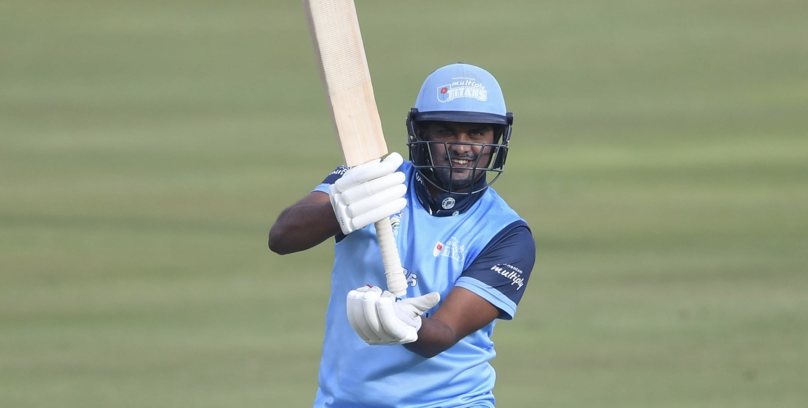 Moonsamy impresses in fight for play-offs - Cricket Fanatics Magazine
